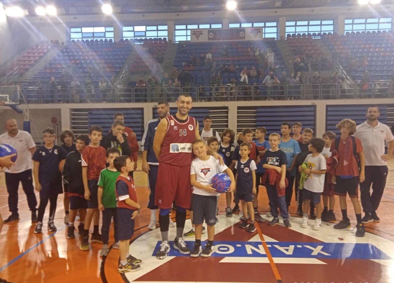 ΜΠΑΣΚΕΤ: Νίκησε την Ευκαρπία κι έπιασε κορυφή η Χ.Α.Ν.Θ.-Καταπληκτική ...