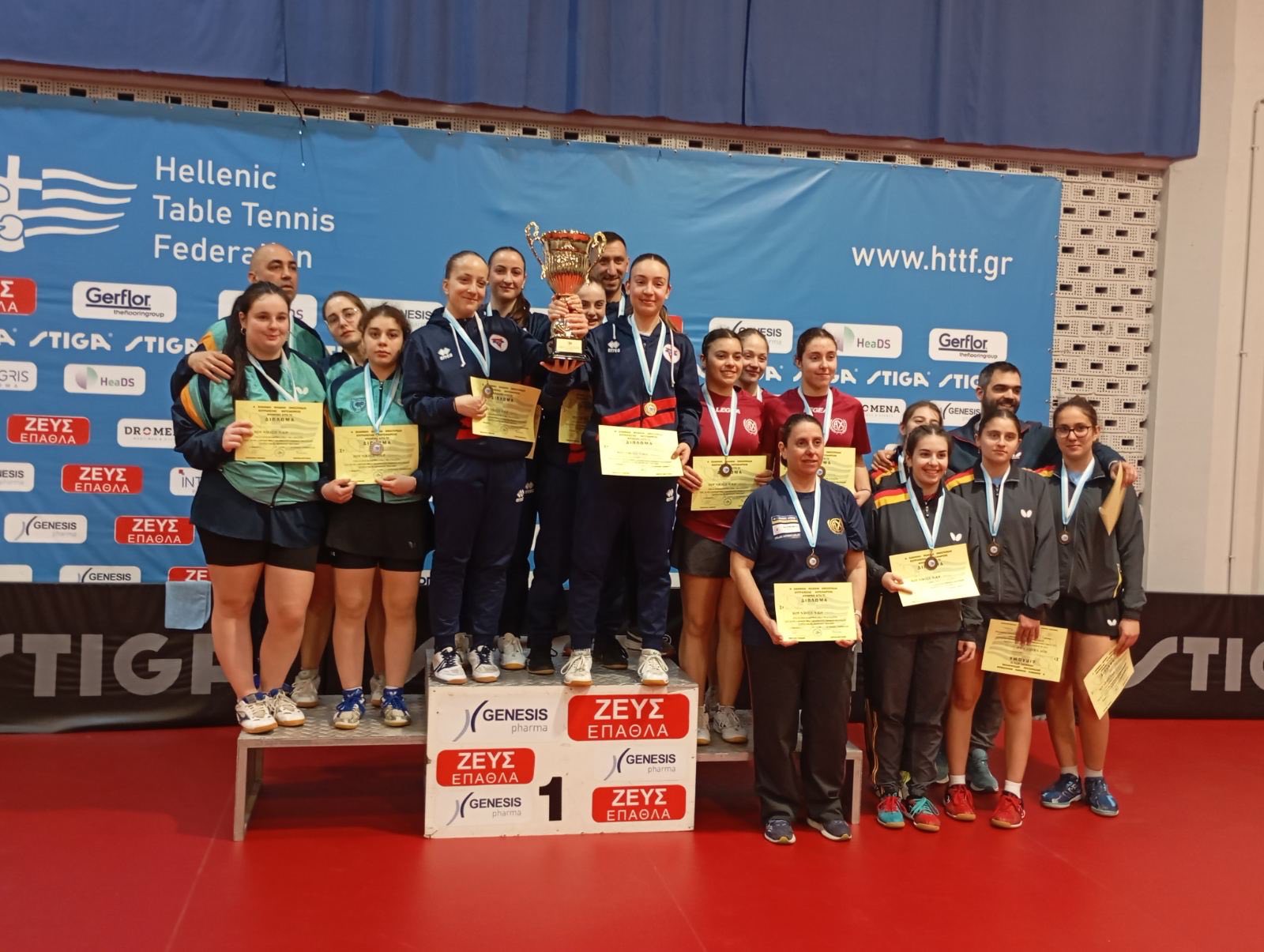 Επιτραπέζια Αντισφαίριση: Πρωταθλήτρια Ελλάδας η Χ.Α.Ν.Θ. στο ομαδικό ...